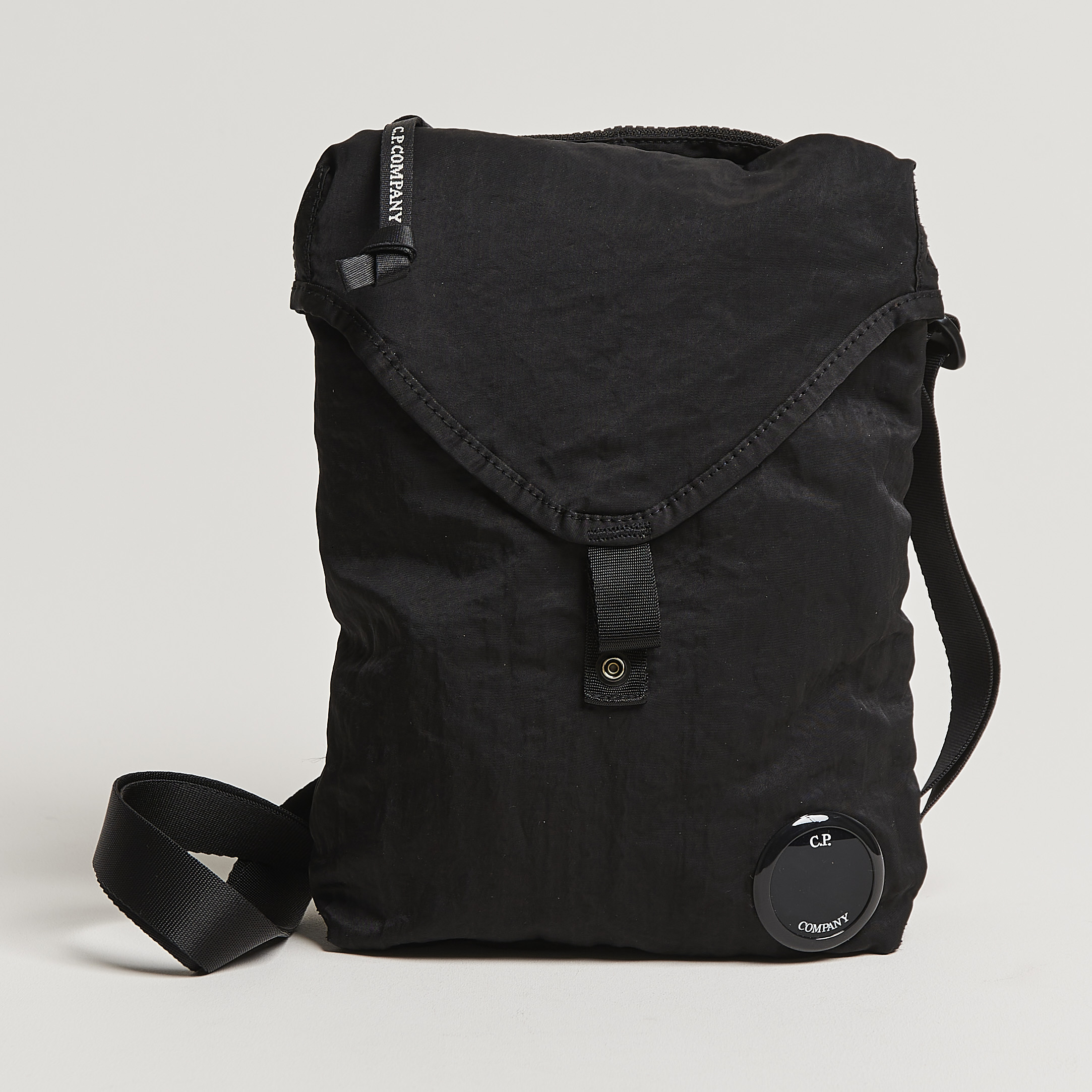 C.P. Company Nylon B Shoulder Bag Black bei Care of Carl
