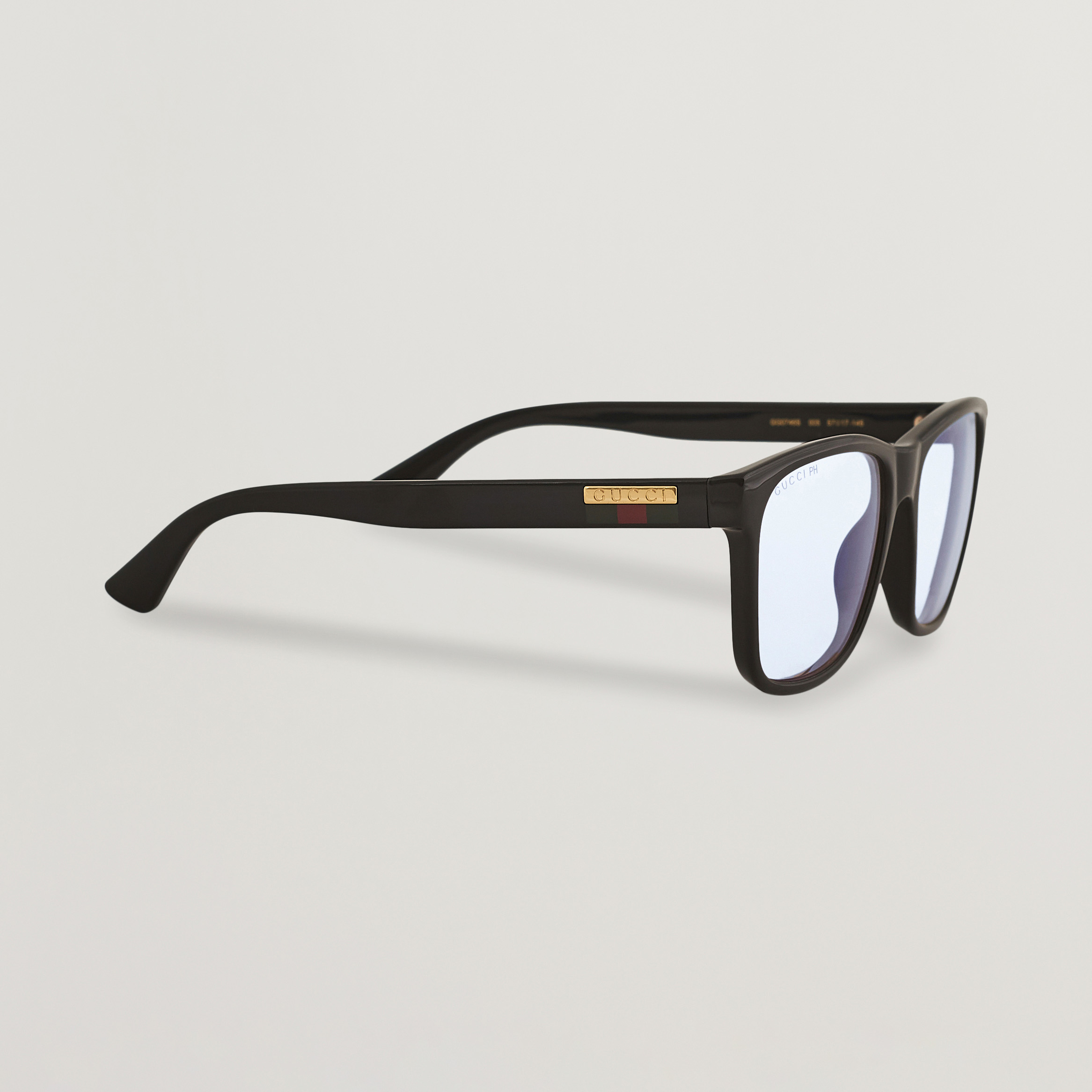 Gucci GG0746S Photochromic Sunglasses Shiny Black bei Care of Carl