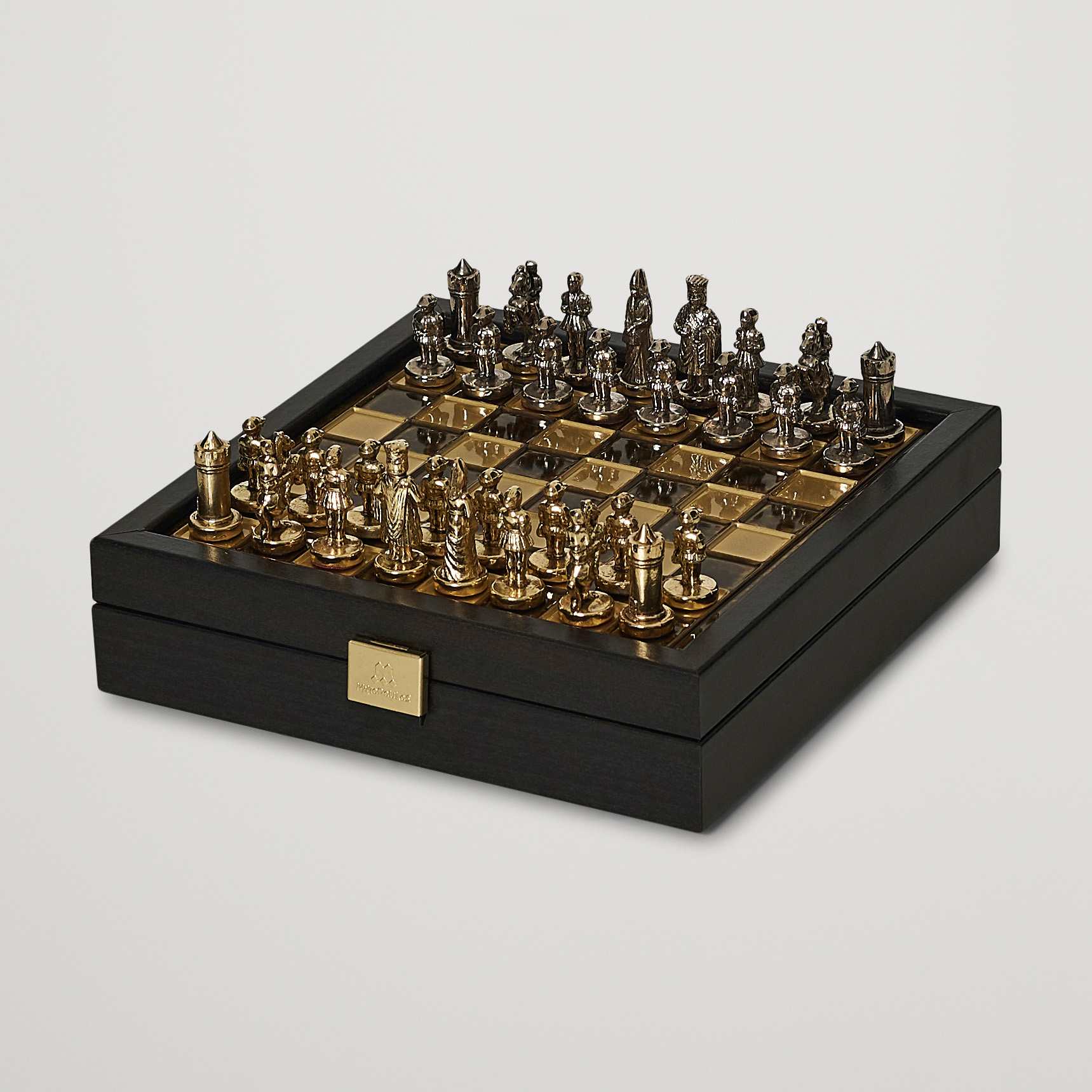 Manopoulos Byzantine Empire Chess Set Brown bei Care of Carl