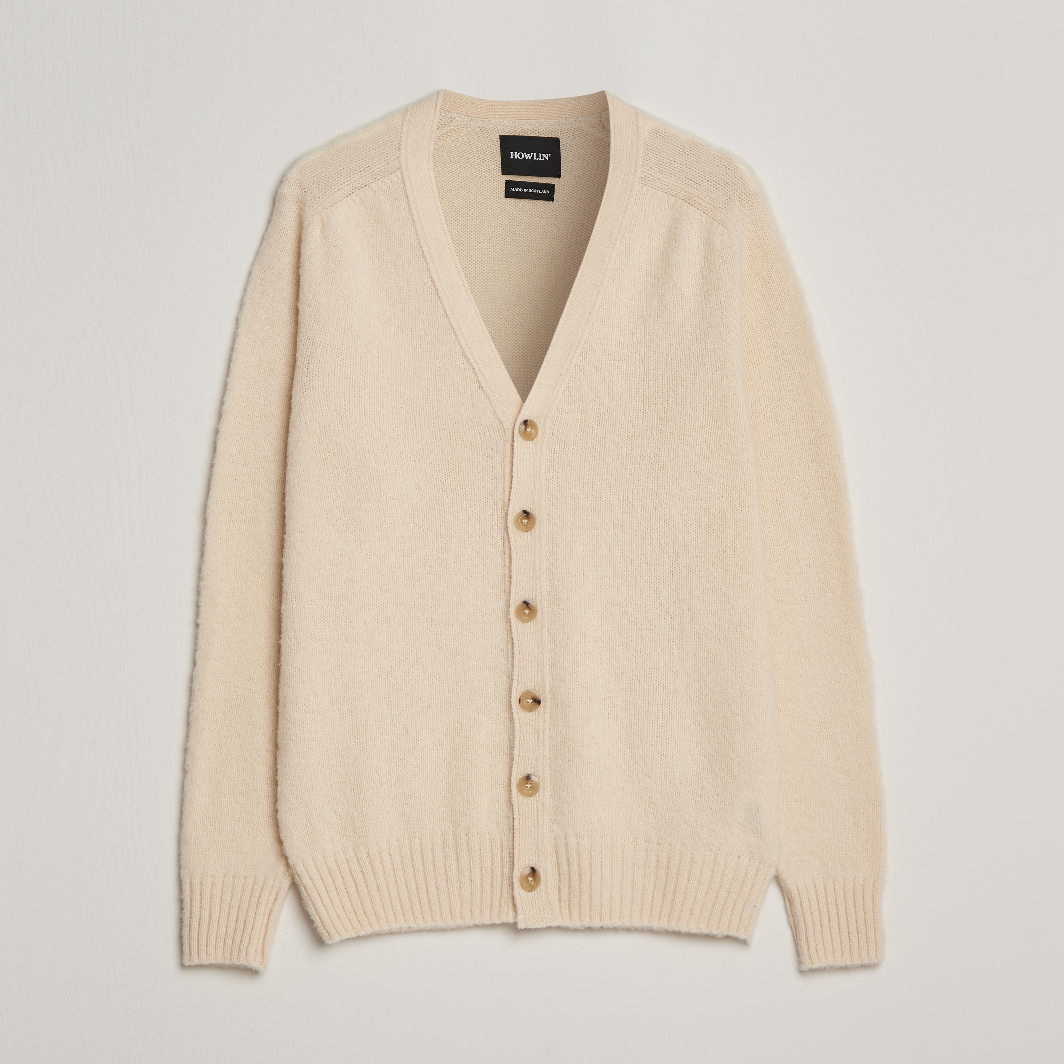 Howlin' Brushed Wool Cardigan Ecru bei Care of Carl