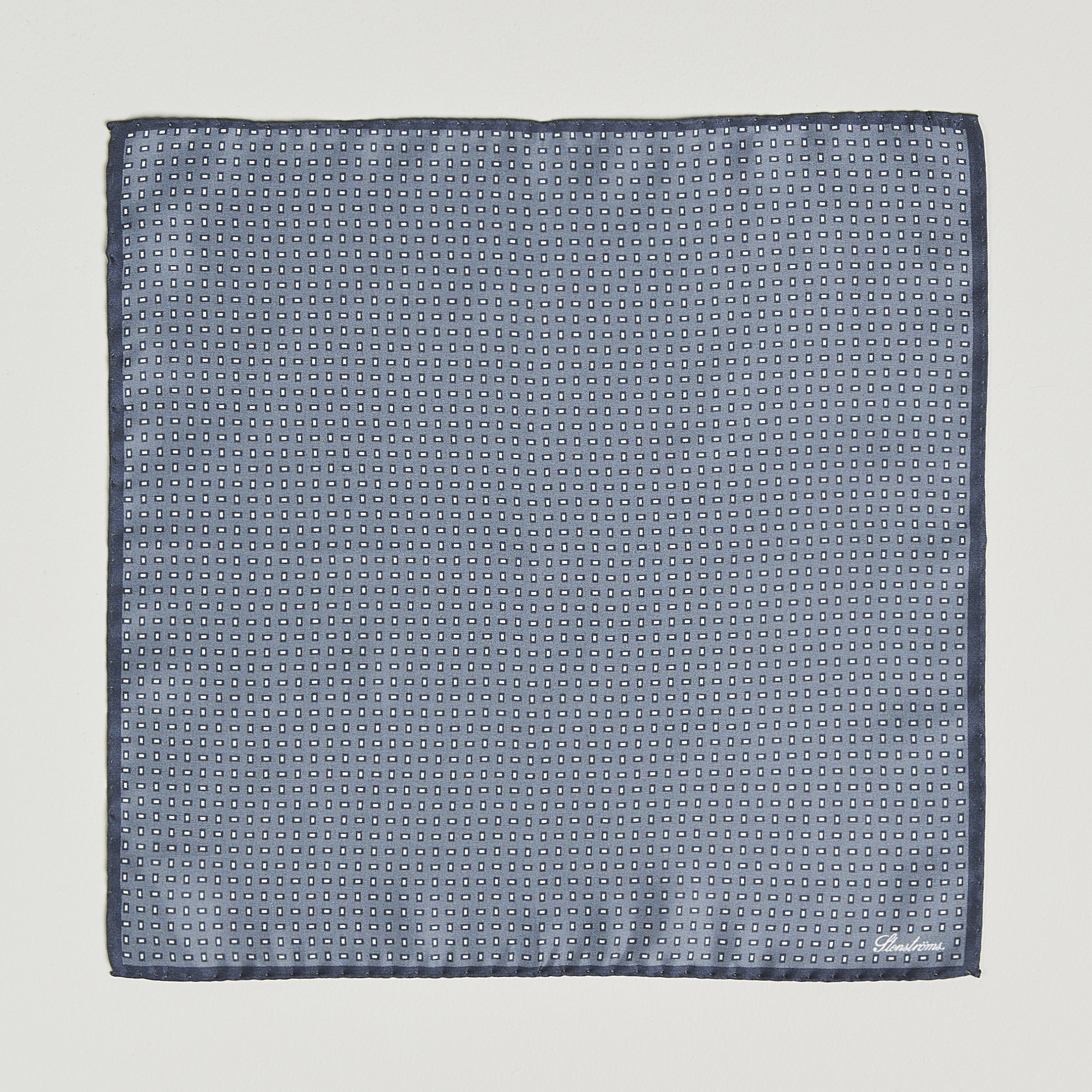 Stenströms Silk Handkerchief Grey bei Care of Carl