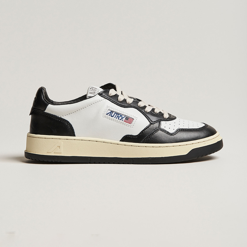 Autry Medalist Low Sneaker White/Black bei Care of Carl
