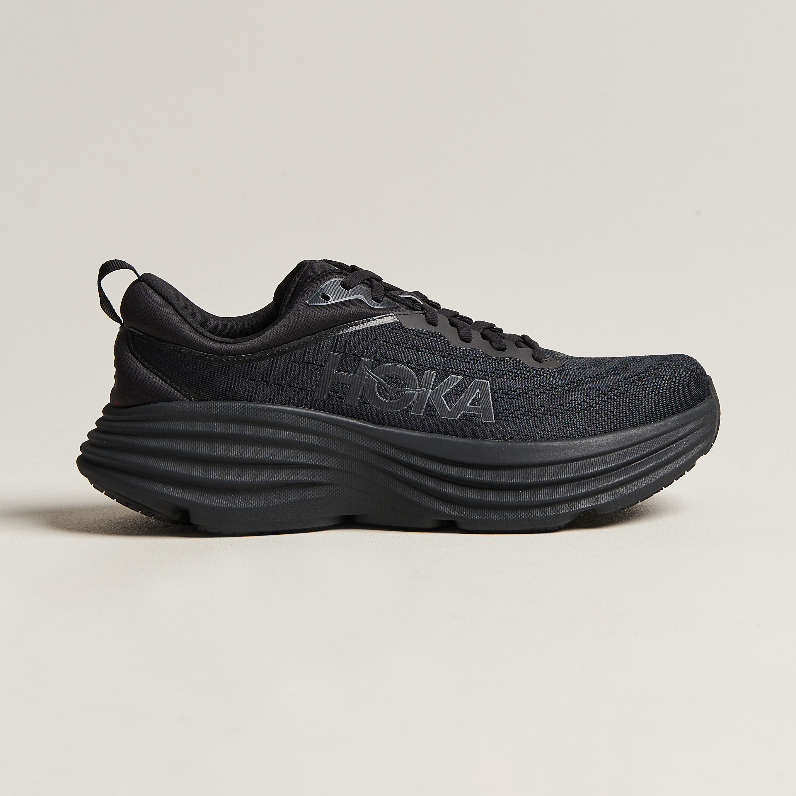 Hoka Bondi 8 Black bei Care of Carl