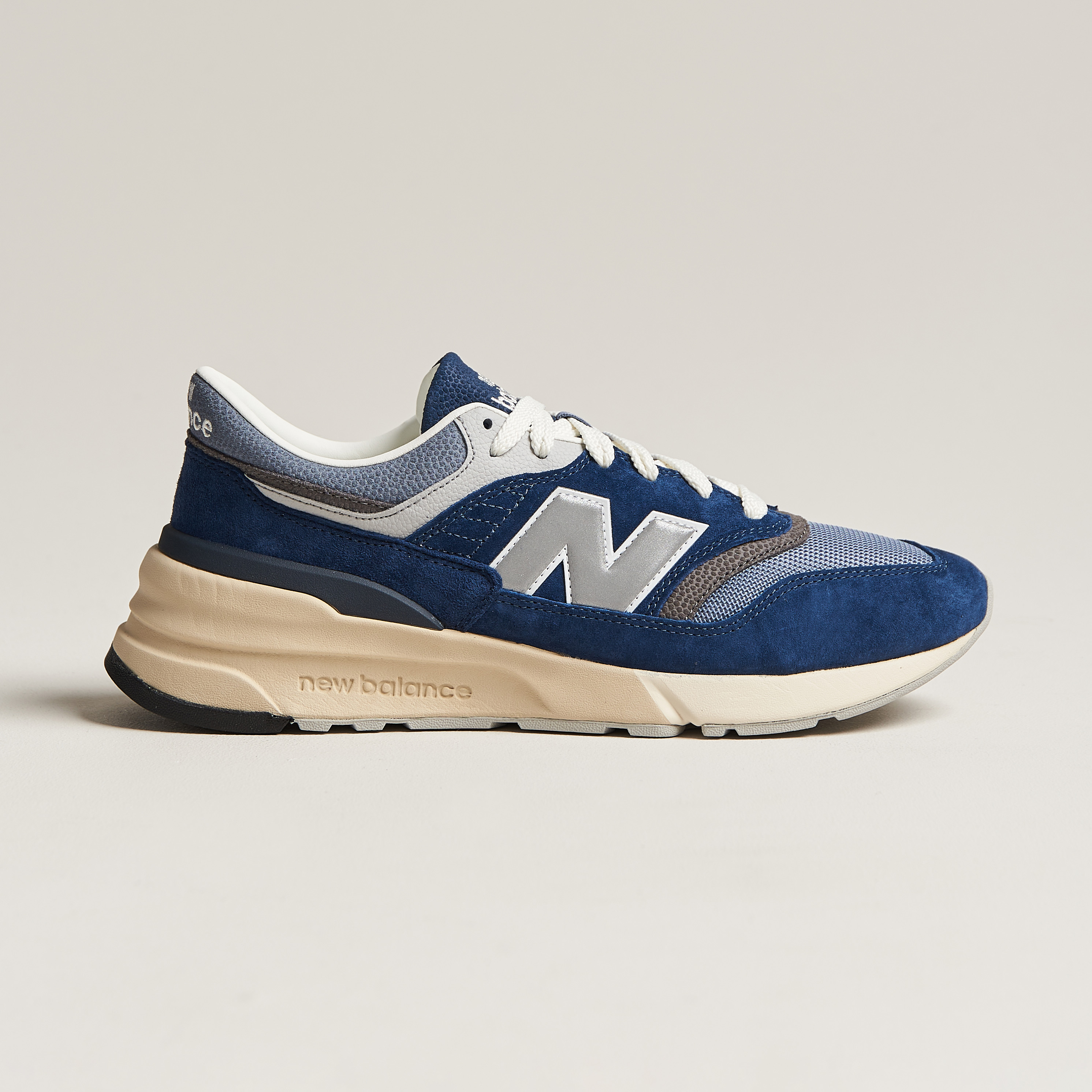 New Balance 997R Sneakers Navy bei Care of Carl
