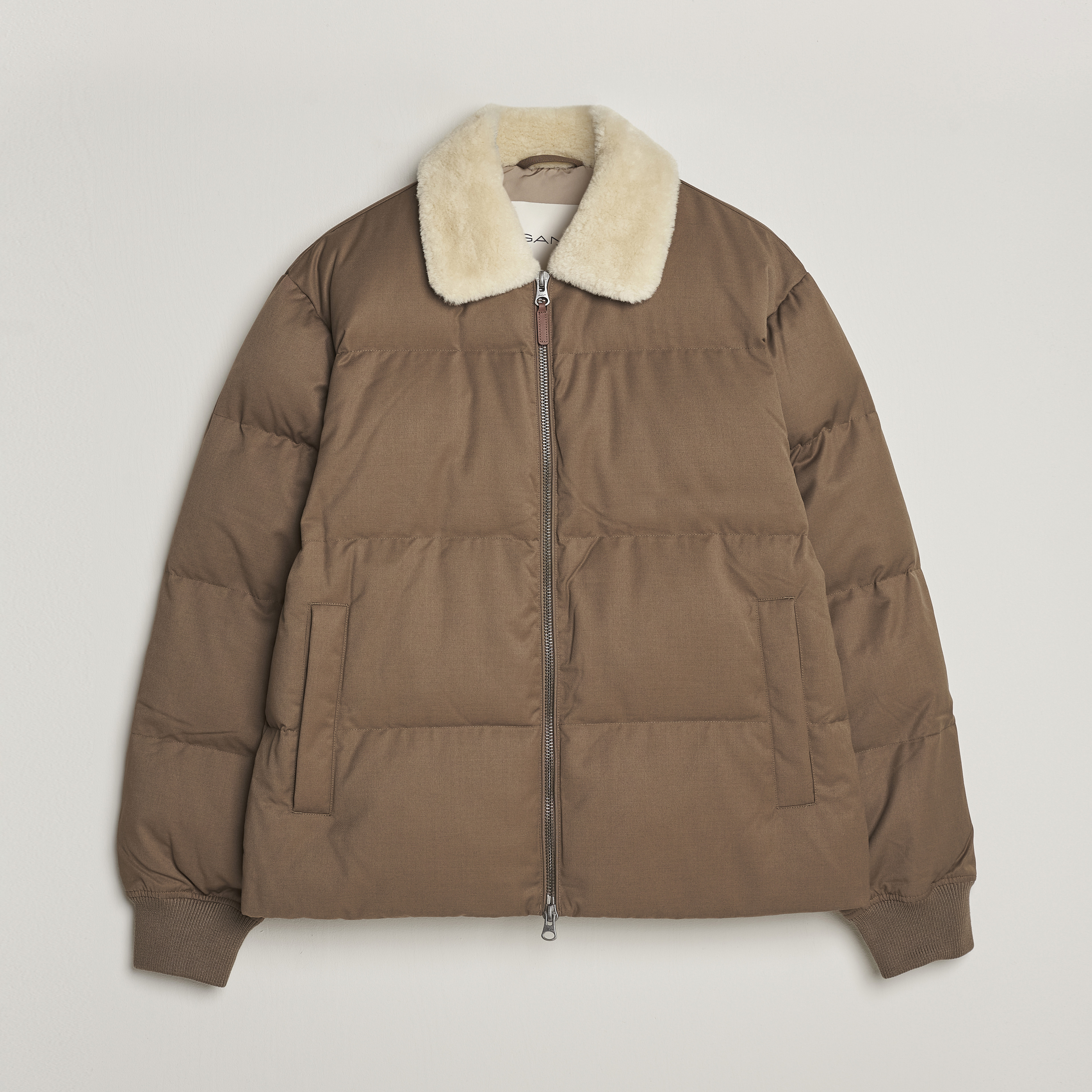 GANT Padded Flannel Puffer Jacket Desert Brown bei Care of Carl