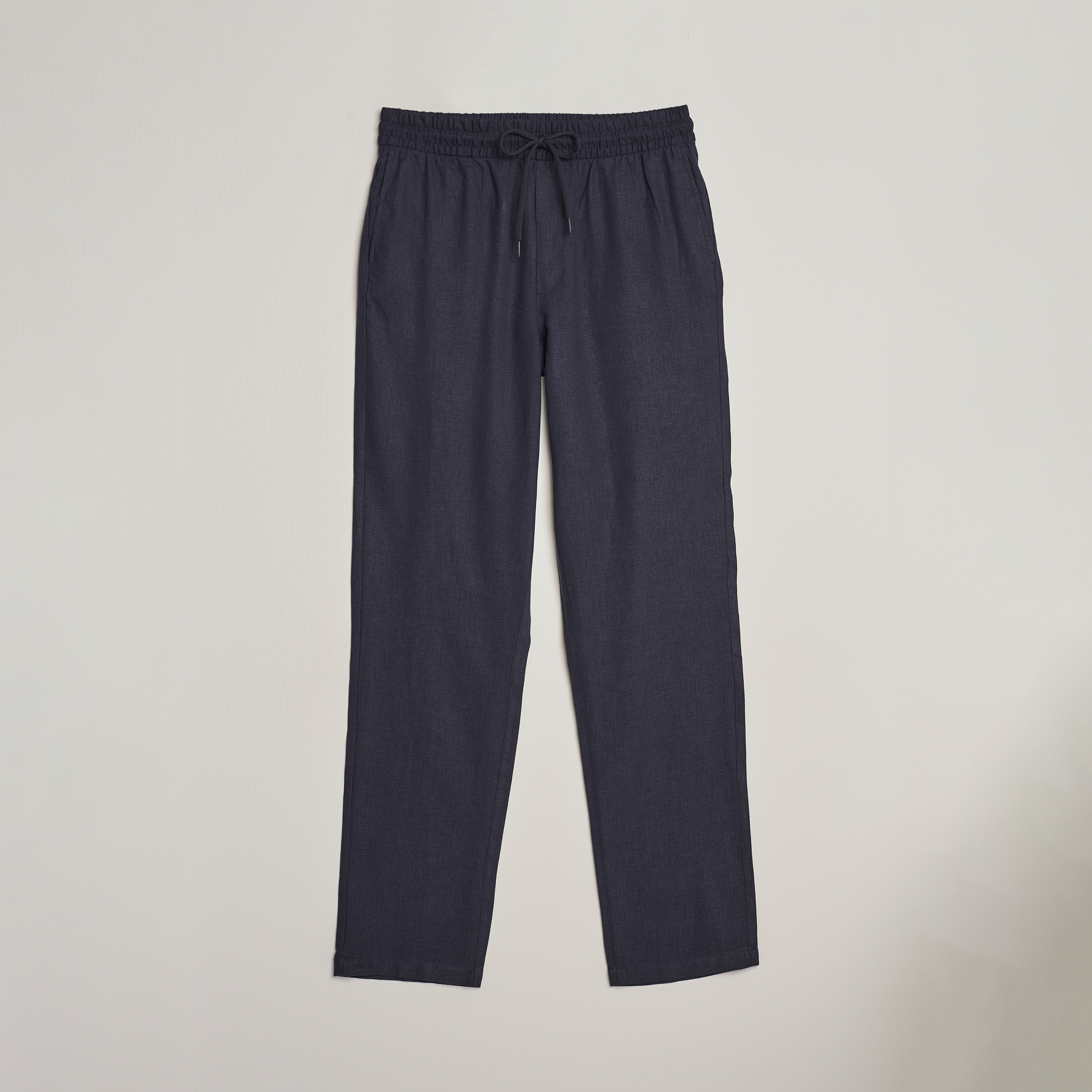 Les Deux Patrick Linen Pants Dark Navy bei Care of Carl
