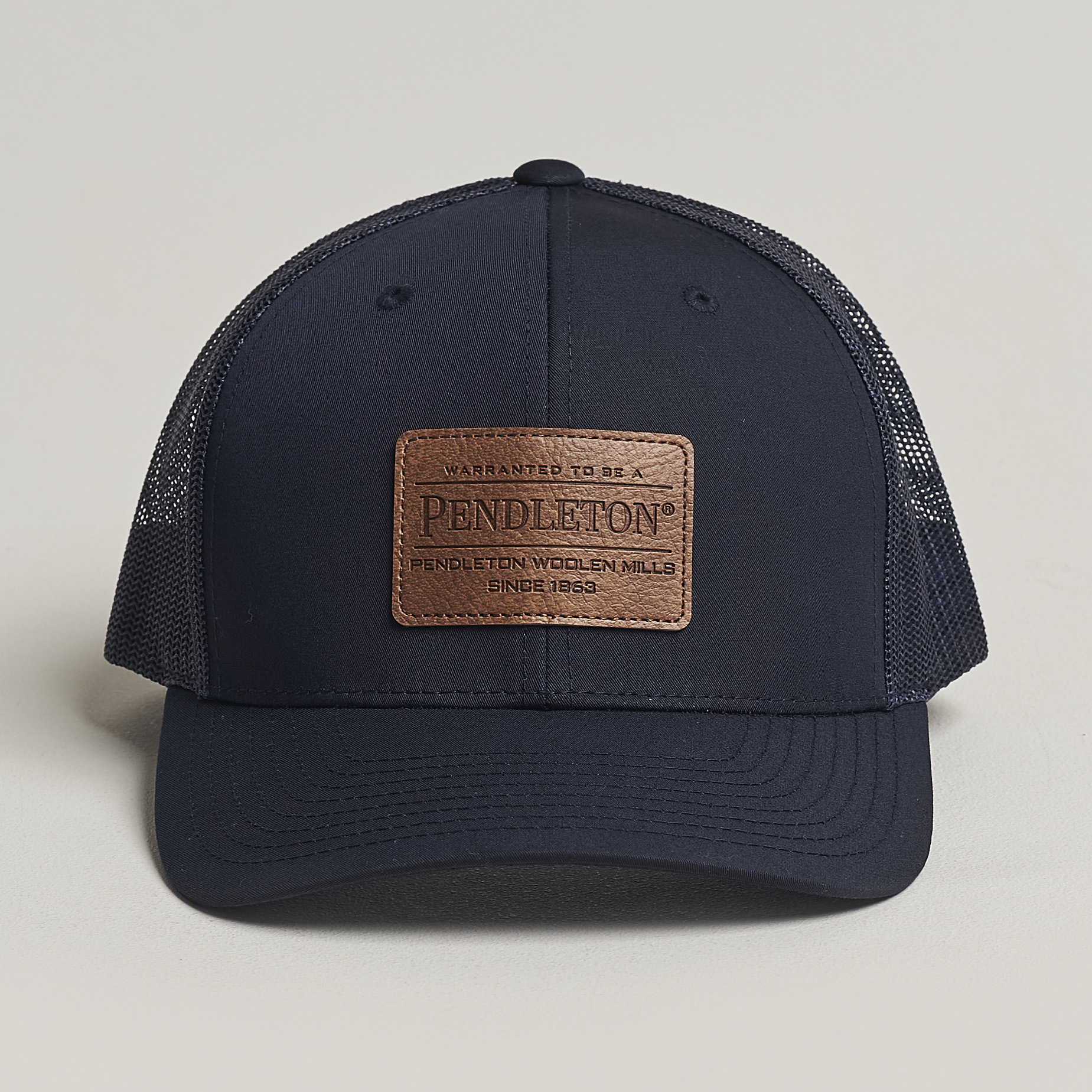 Pendleton Burnished Patch Trucker Cap Navy bei Care of Carl