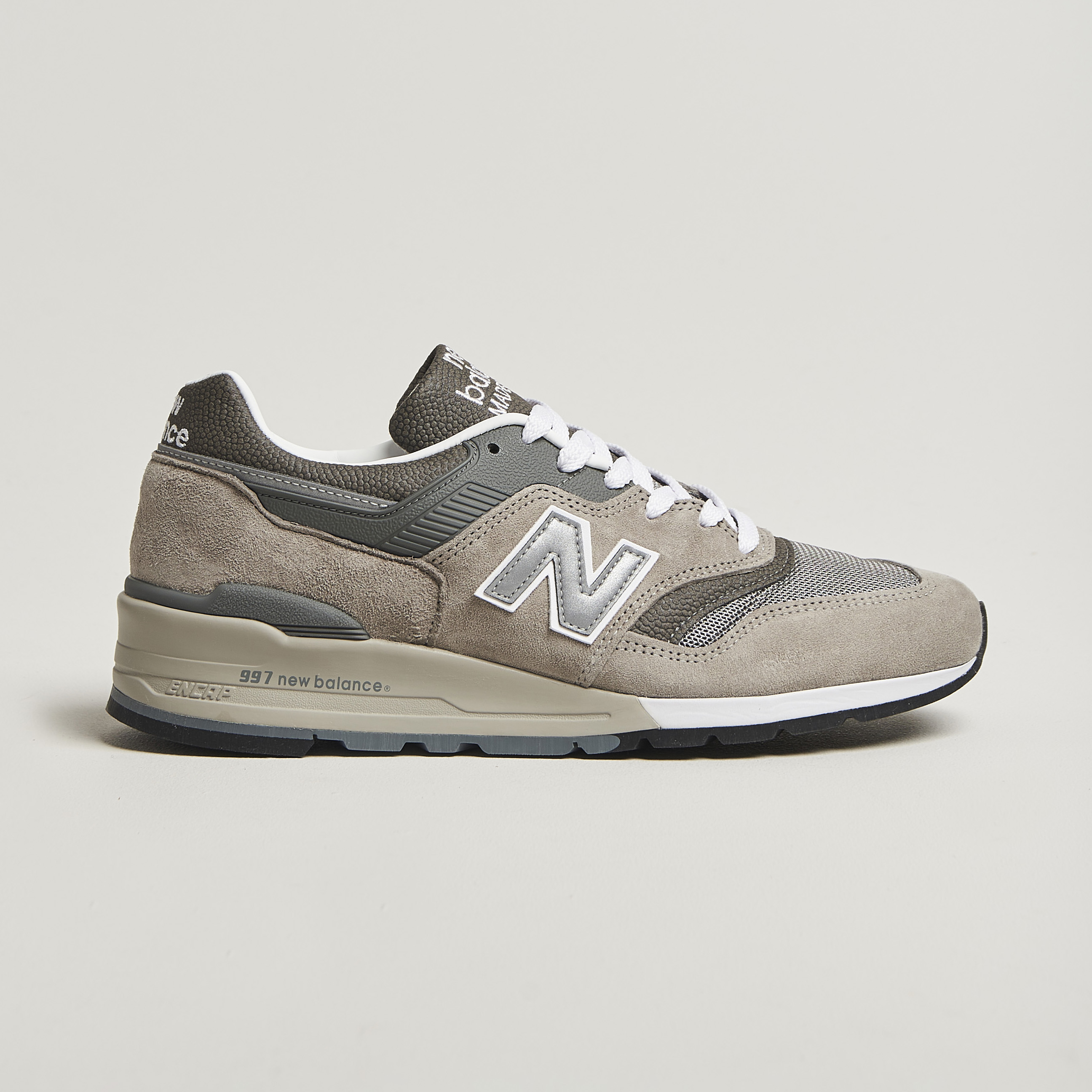 New Balance Made In USA 997 Sneakers Grey bei Care of Carl