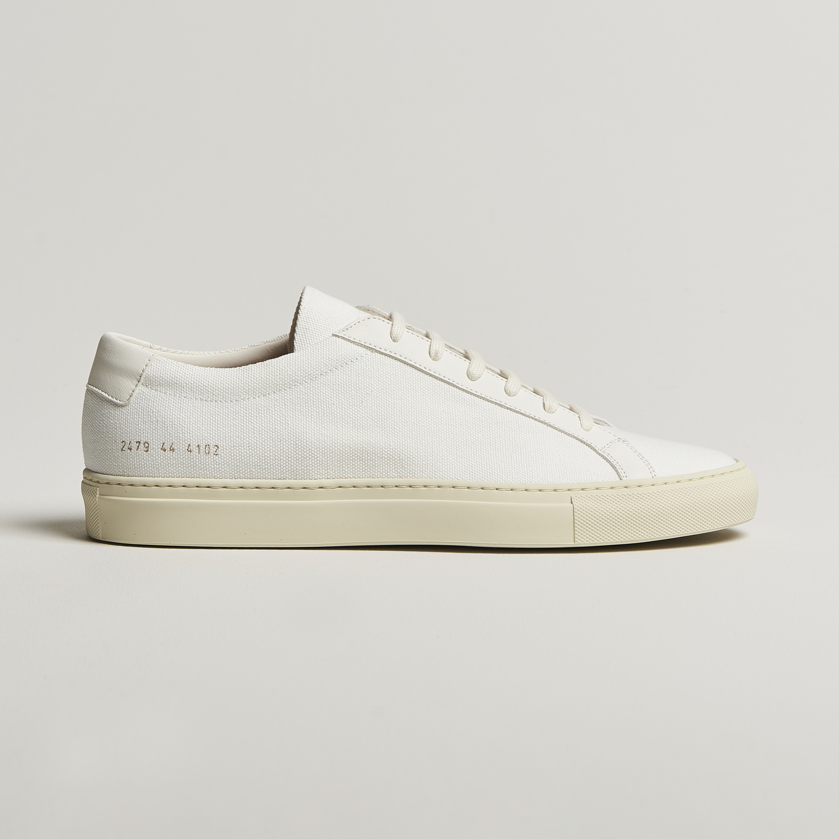 Common Projects Original Achilles Canvas Sneaker Off White bei Care of Carl