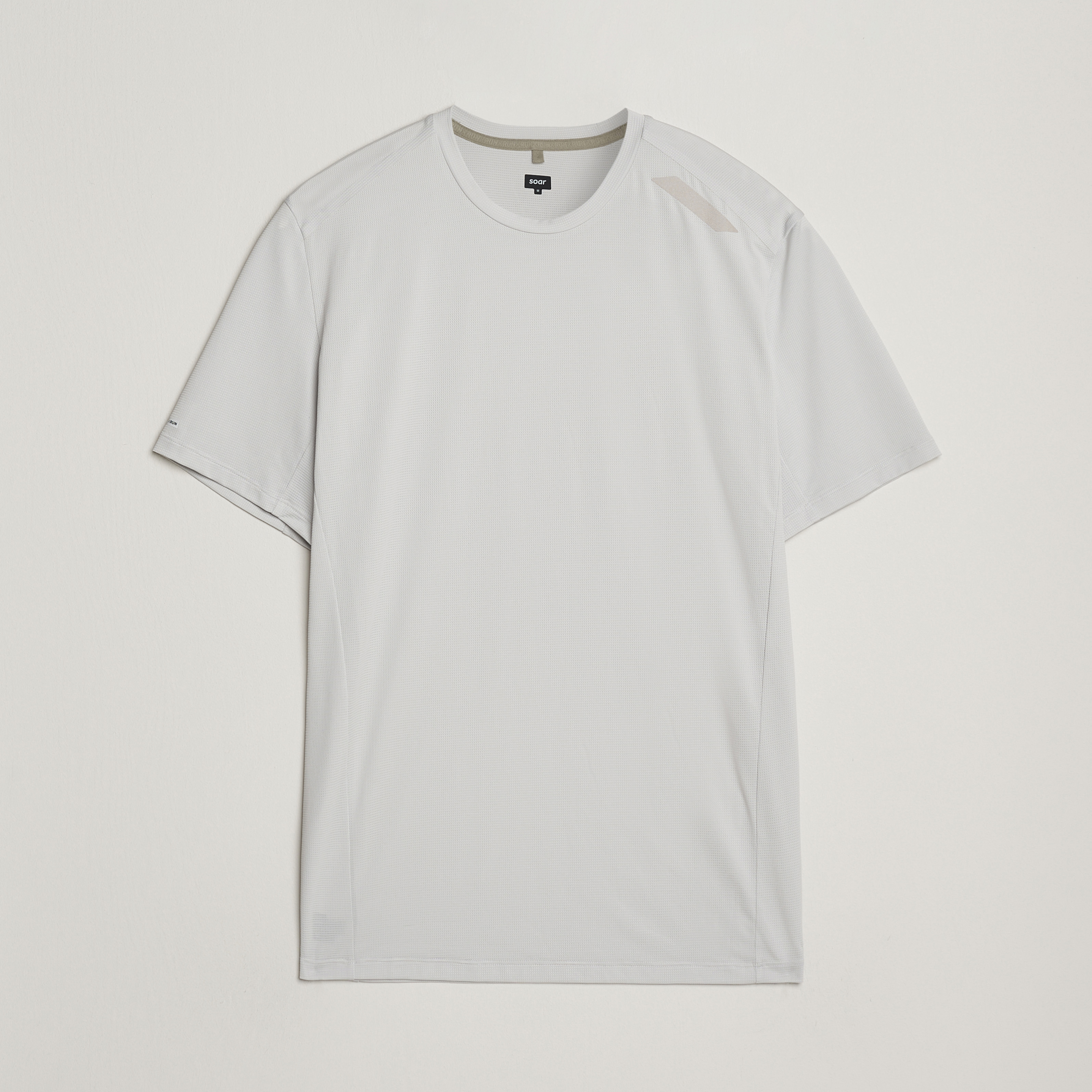 SOAR Running Tech Tee Grey bei Care of Carl