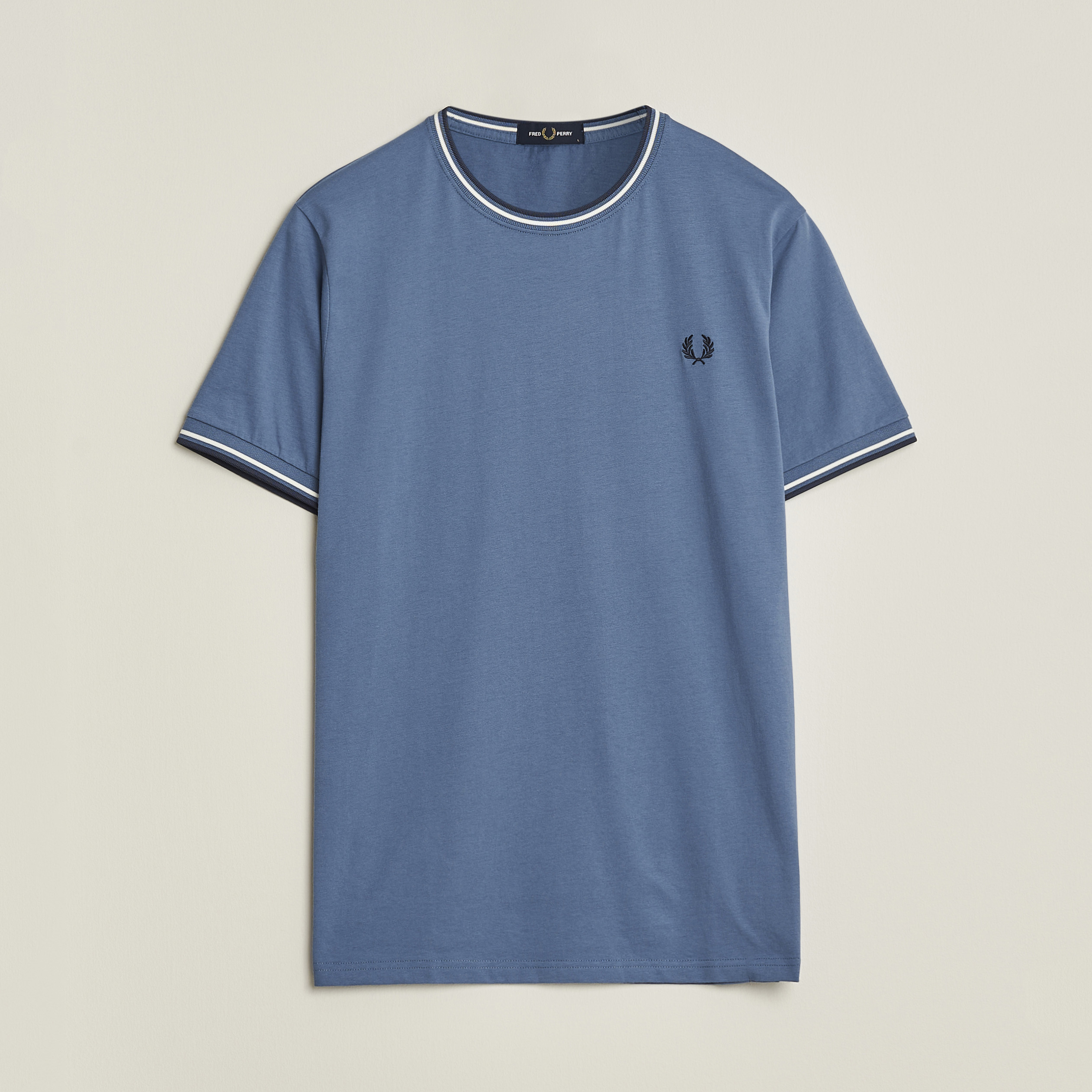 Fred Perry Twin Tipped T-Shirt Ace Blue bei Care of Carl